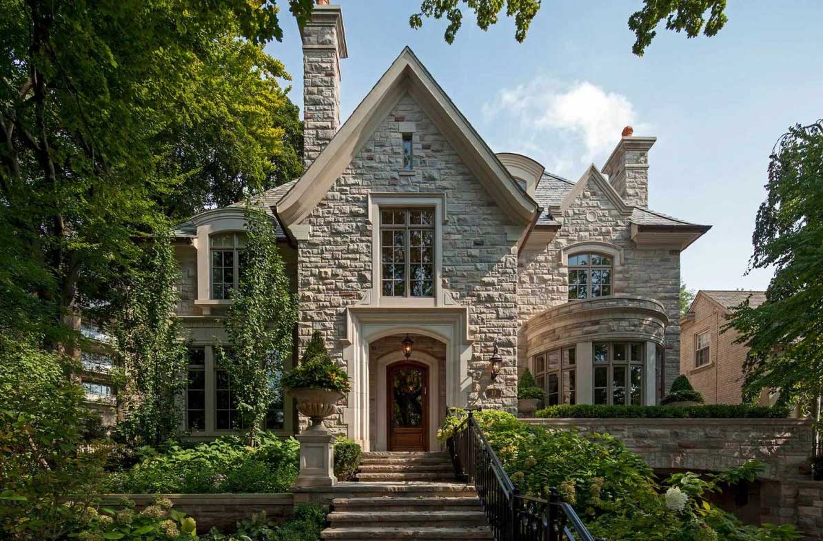 20 of the Most Gorgeous Tudor Style Home Designs