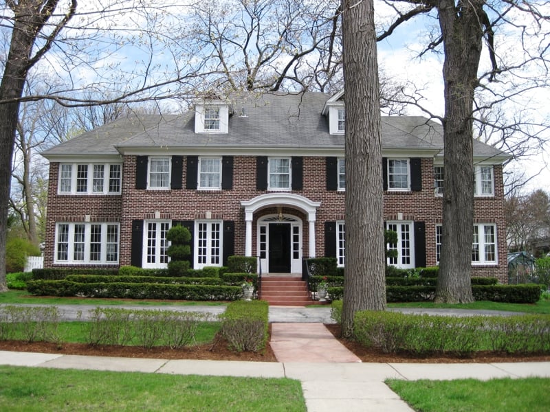 20 of the Most Amazing Underground House Designs