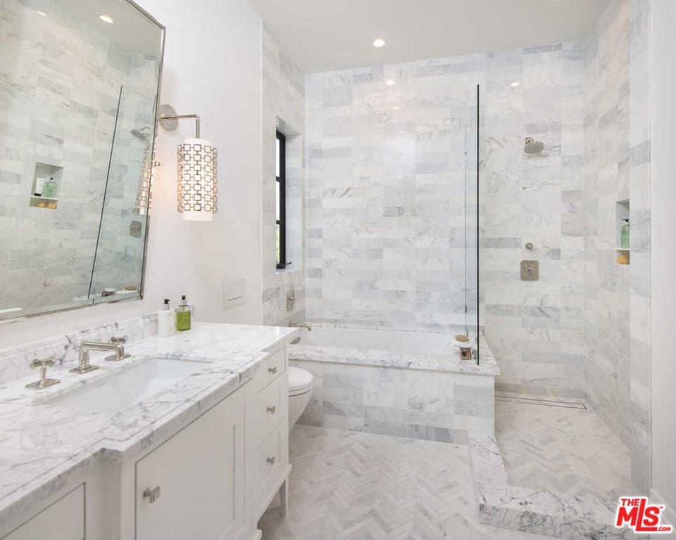 Lebron James Dropped $23 Million for this Brentwood Estate