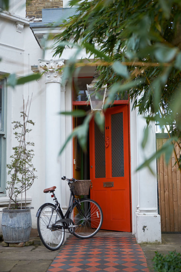 Dominic West Has a Crazy and Colorful London Home