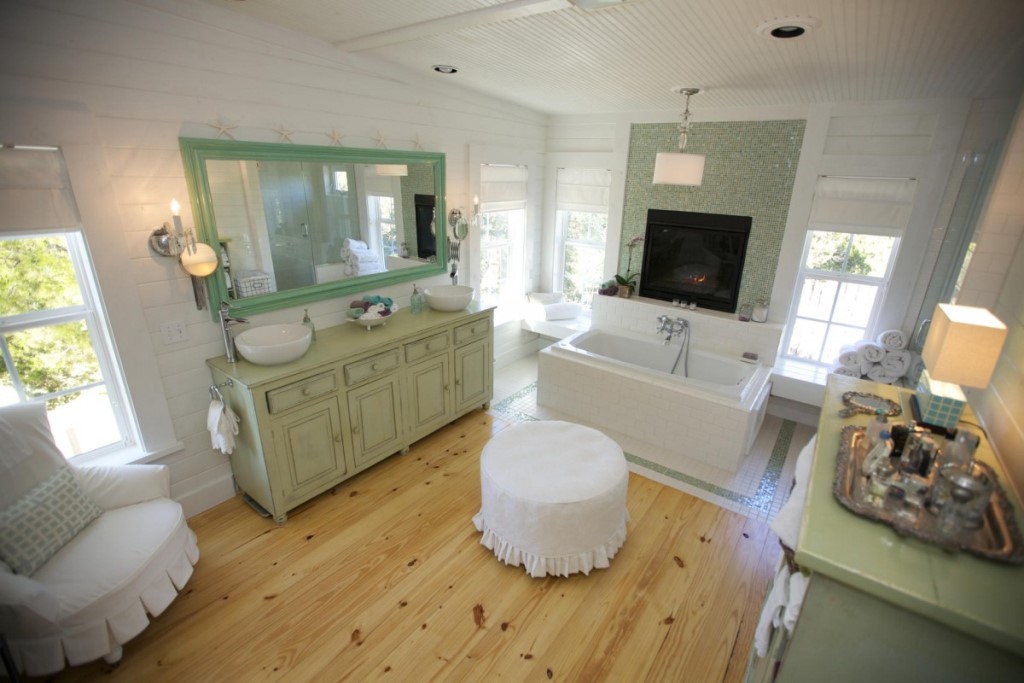 Nostalgic Home Design Nostalgic Houses and Shops Traditional Clapboard ...