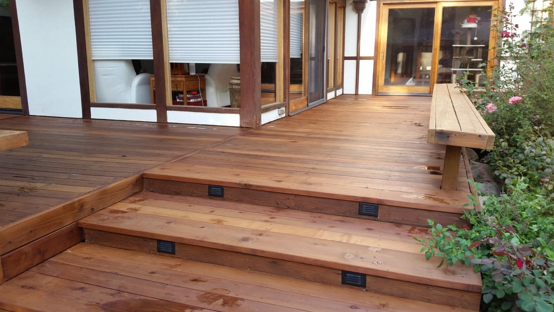20 Gorgeous Examples of Redwood Decks