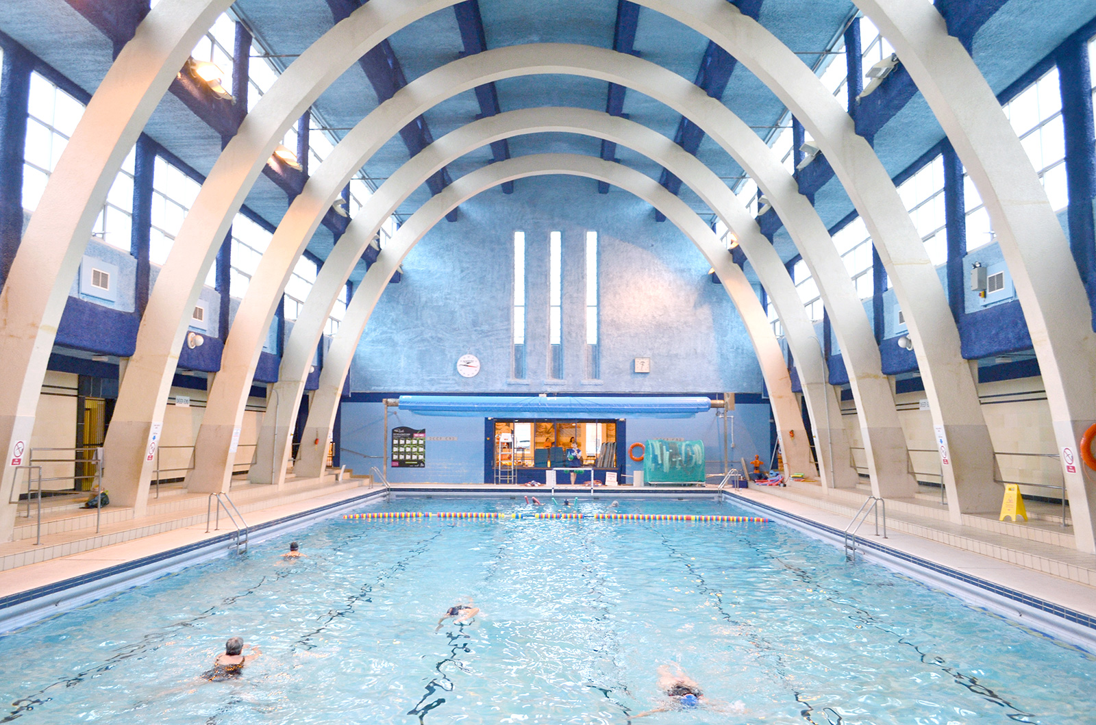 20 Amazing Pools It's Hard to Believe are Public