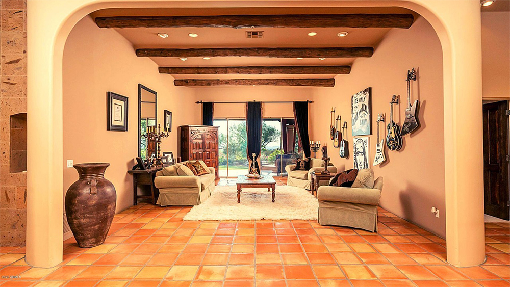 Check Out the Scottsdale Home of Rocker Bret Michaels