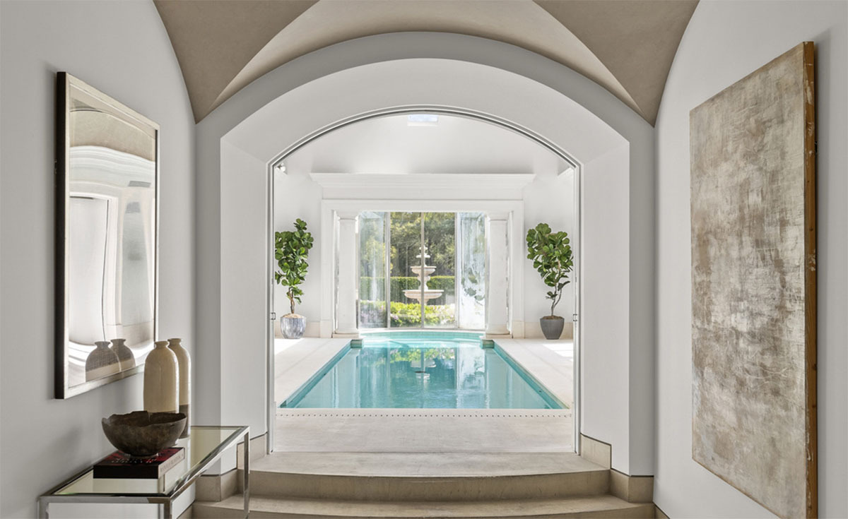 Sumner Redstone's Estate Asking $27.9 Million in Beverley Park